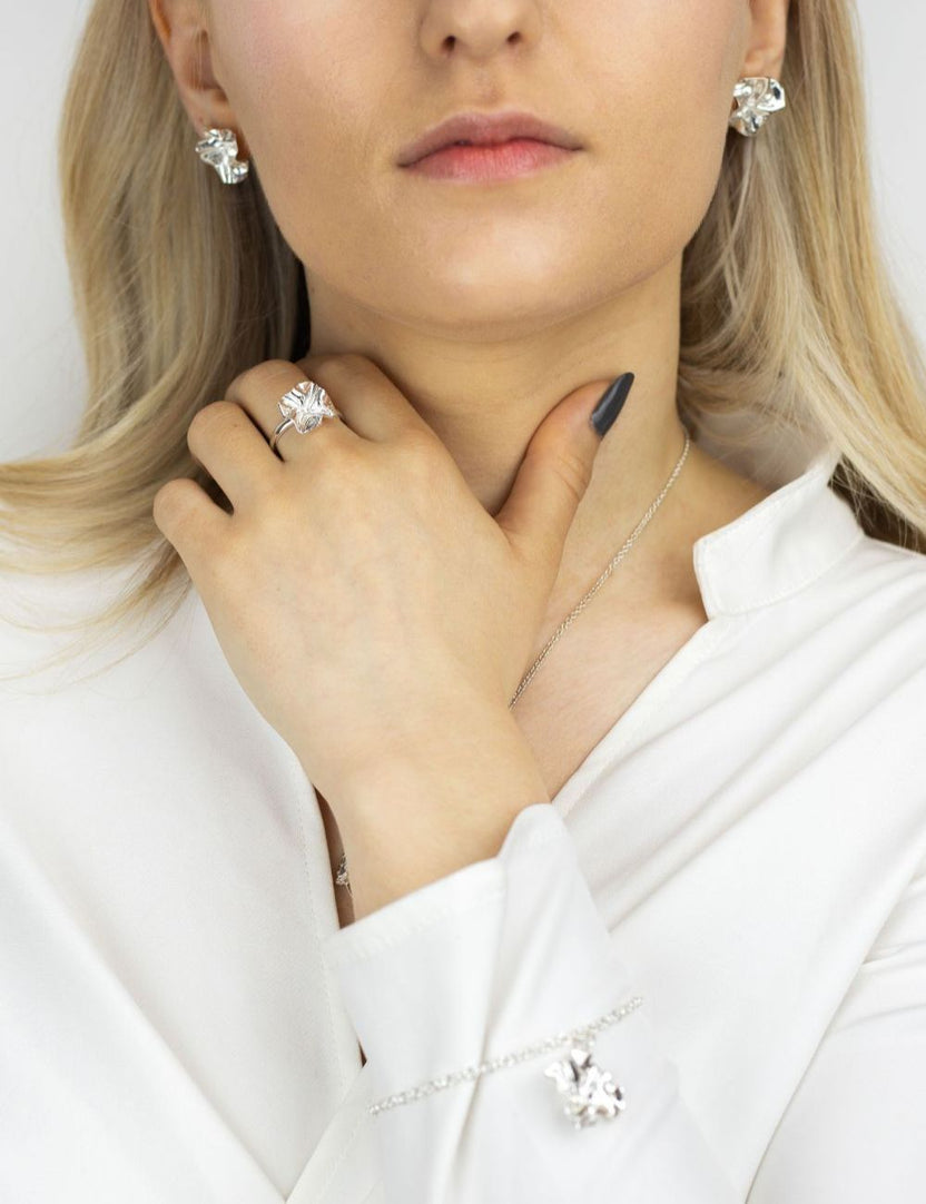 Award winning Welsh Jewellery Designer – Mari Thomas Jewellery